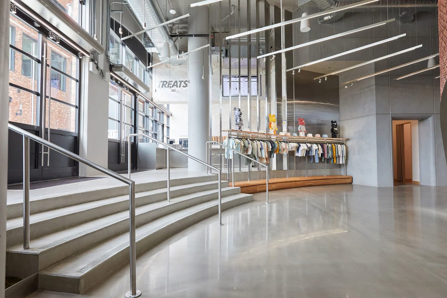 50 of the World’s Best Retail Displays - Insider Trends