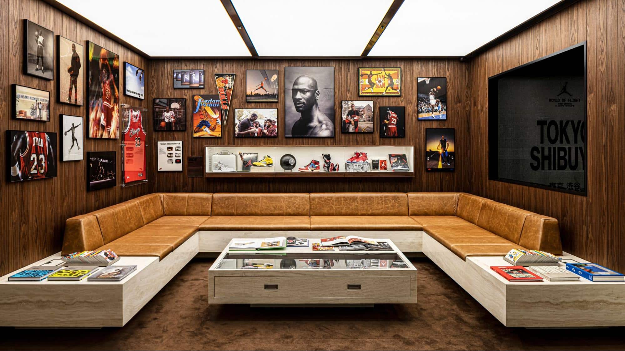 50 of the World’s Best Retail Displays - Insider Trends