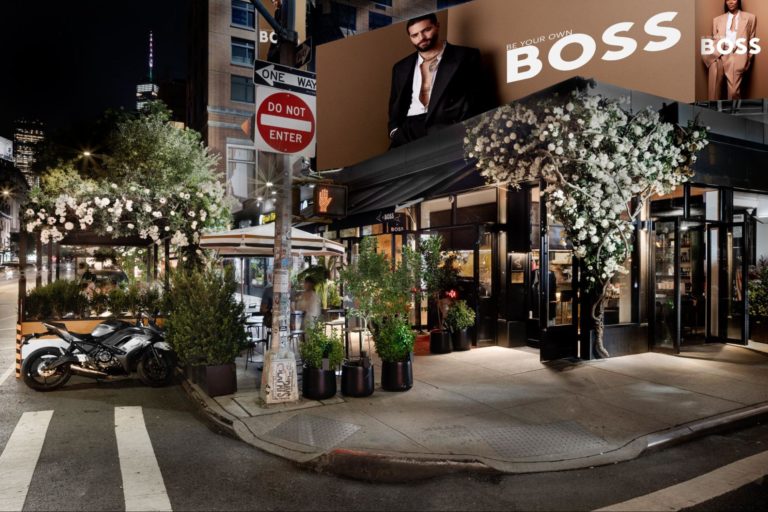 50 of the World’s Best Retail Displays - Insider Trends